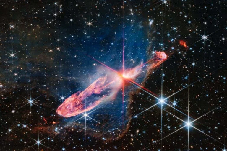 What Happens Inside a Black Hole’s Singularity