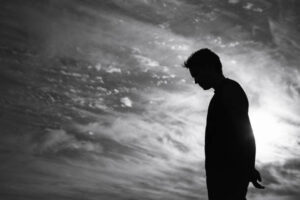 What is Delusionship? Understanding Love, Illusion, and the Psychology ...