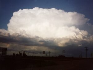 Lightning Storms Are Secretly Changing the Air We Breathe in Ways We ...