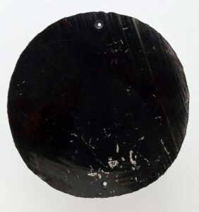 The Use of Obsidian Mirrors in Mesoamerica