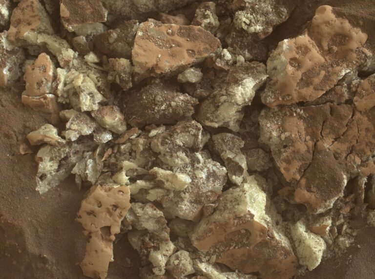Mars May Have Once Breathed Fire and Life—Thanks to Mysterious Sulfur Gases
