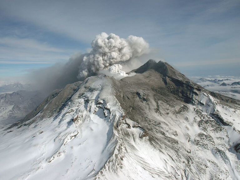 Hidden Volcanoes May Explode as Ice Disappears
