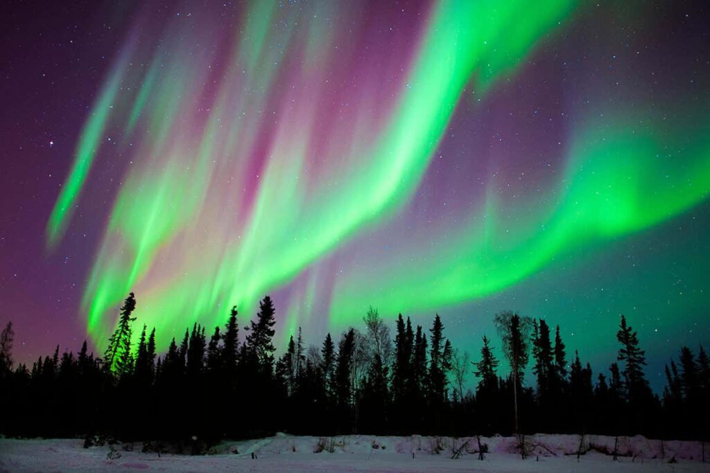 The Aurora Borealis: How Solar Winds Paint the Night Sky