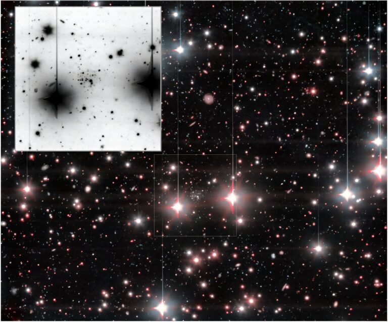 Scientists Discover a 12.5 Billion-Year-Old 'Fossil' Galaxy That ...